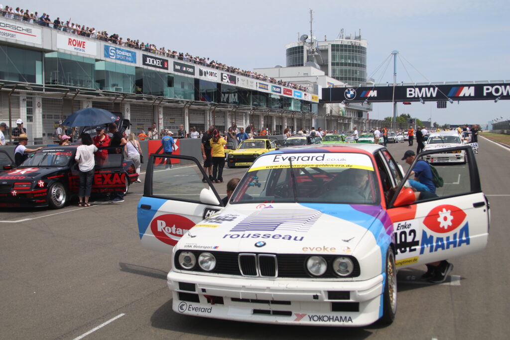 Nürburgring Classic 2025: Historische Rennwagen auf der legendären ...